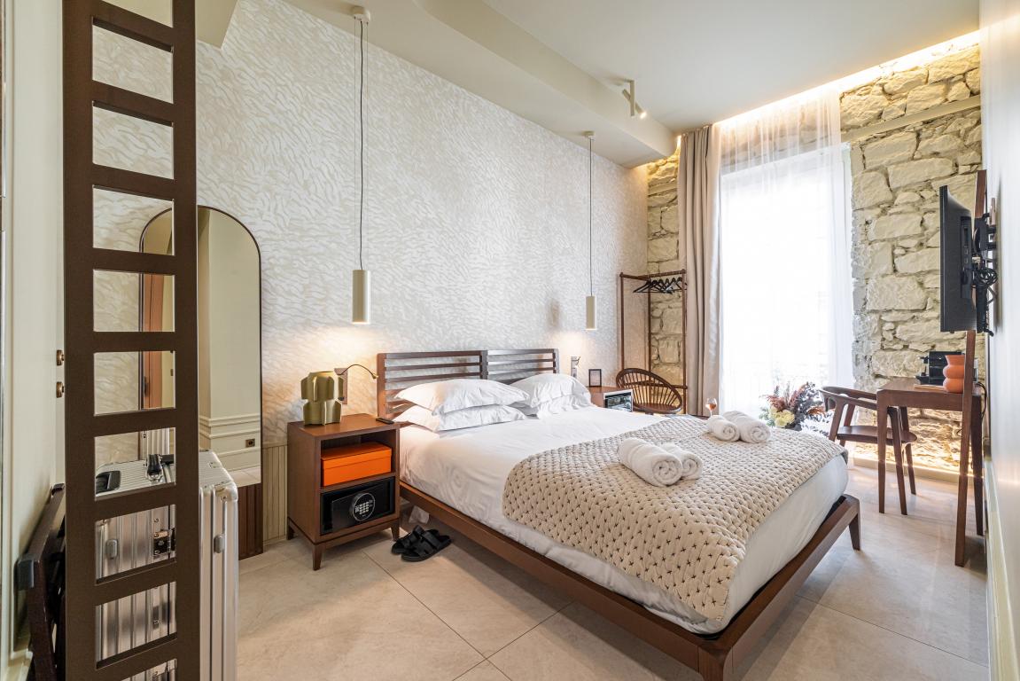 Hôtel Naomi Nice | Nice | Official Website